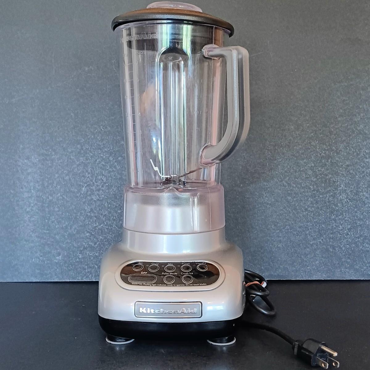 LOT 84K: KitchenAid KSB560MC1 Household Blender | EstateSales.org