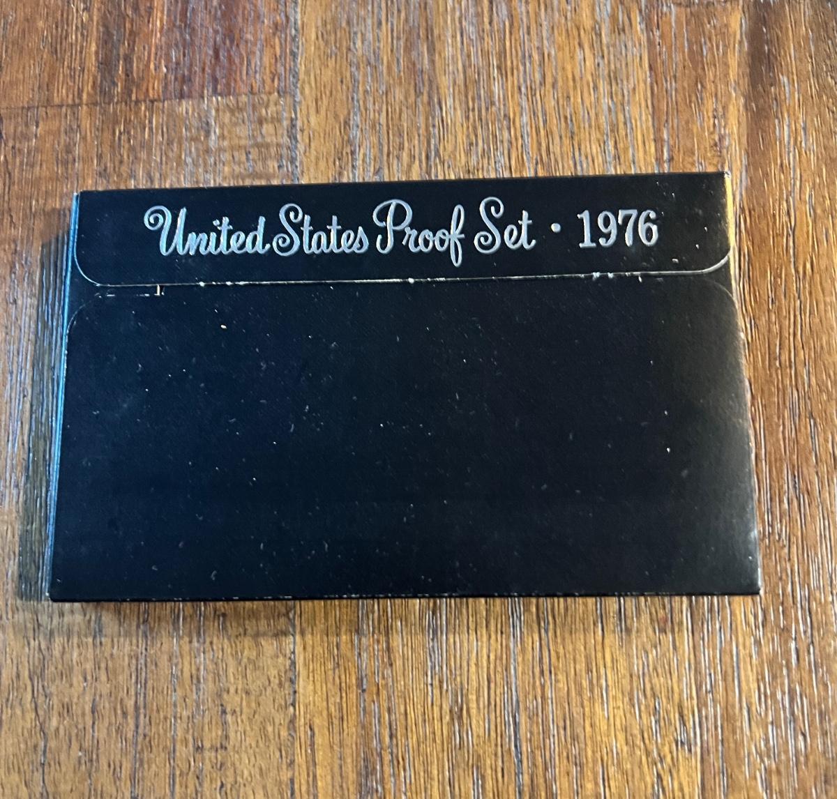 1976 Proof Set | EstateSales.org