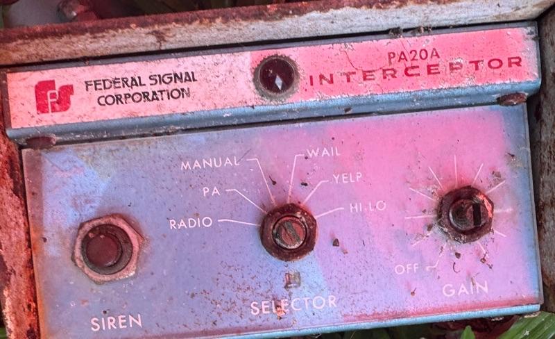 Federal Signal corporation Interceptor | EstateSales.org