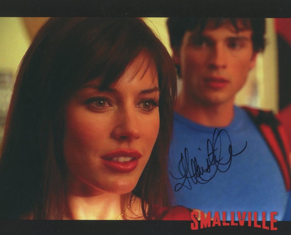 Smallville Allison Mack signed photo | EstateSales.org