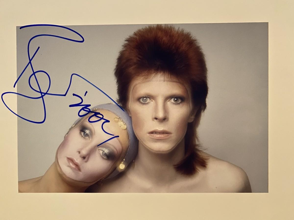 David Bowie signed photo. 8x10 inches.. GFA Authenticated | EstateSales.org