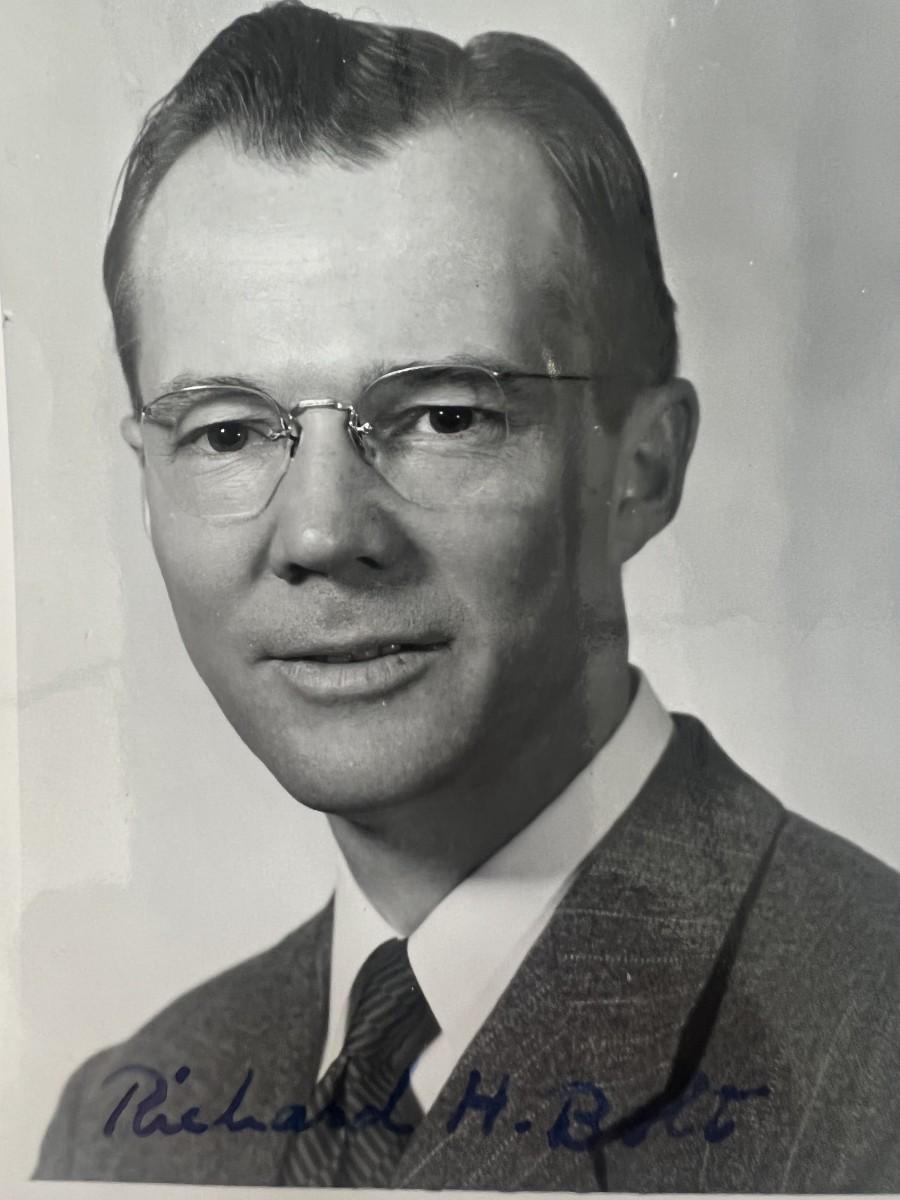 Richard Bolt signed photo | EstateSales.org