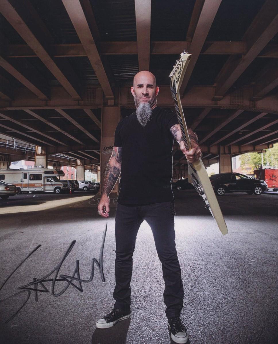 Scott Ian signed "Anthrax" photo | EstateSales.org