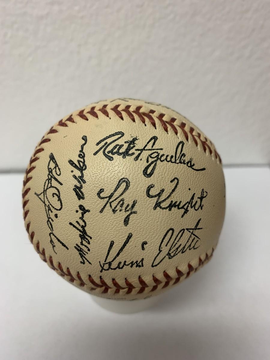 Facsimile signed 1986 NY Mets baseball | EstateSales.org