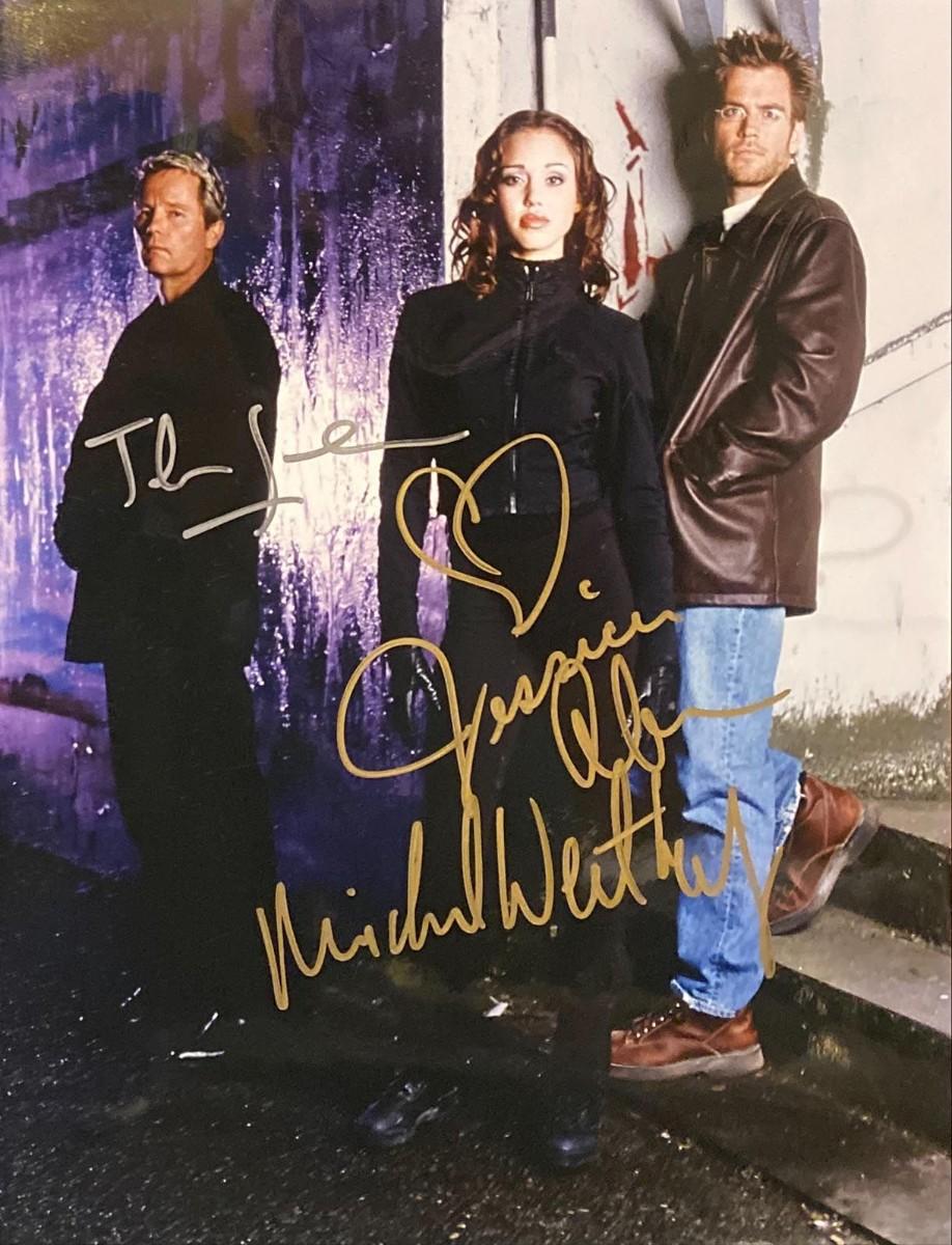 Dark Angel Cast Signed Photo | EstateSales.org
