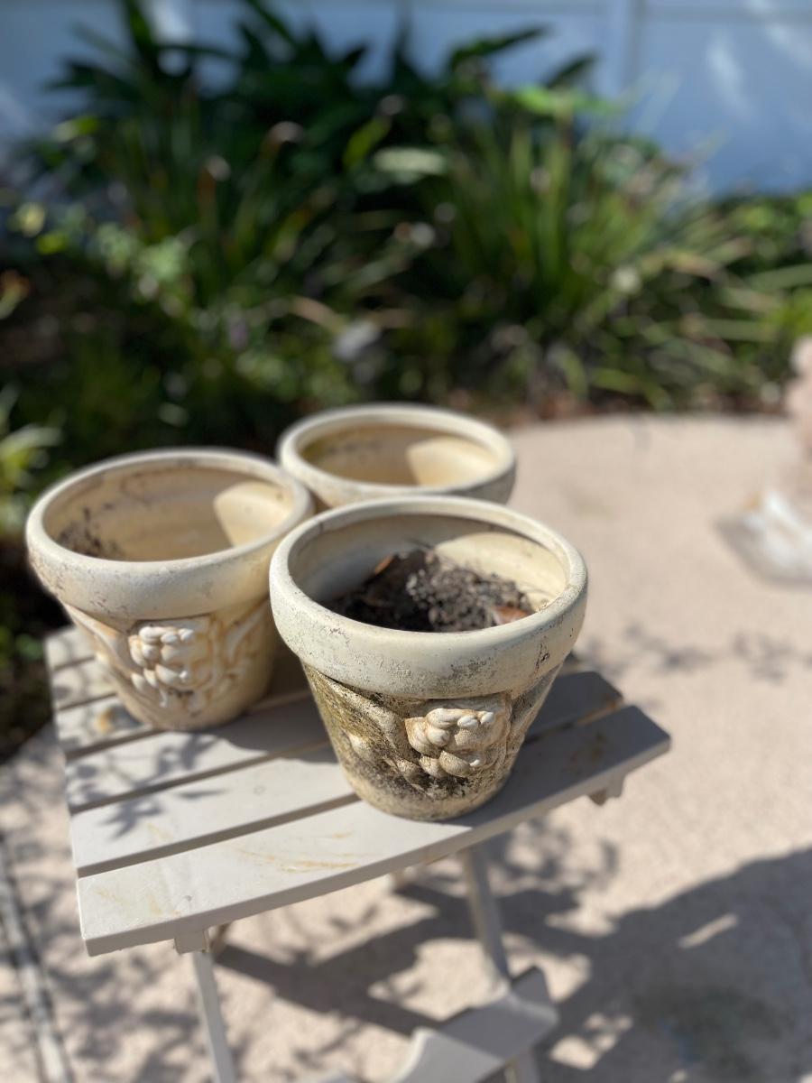3 medium size angel planters | EstateSales.org