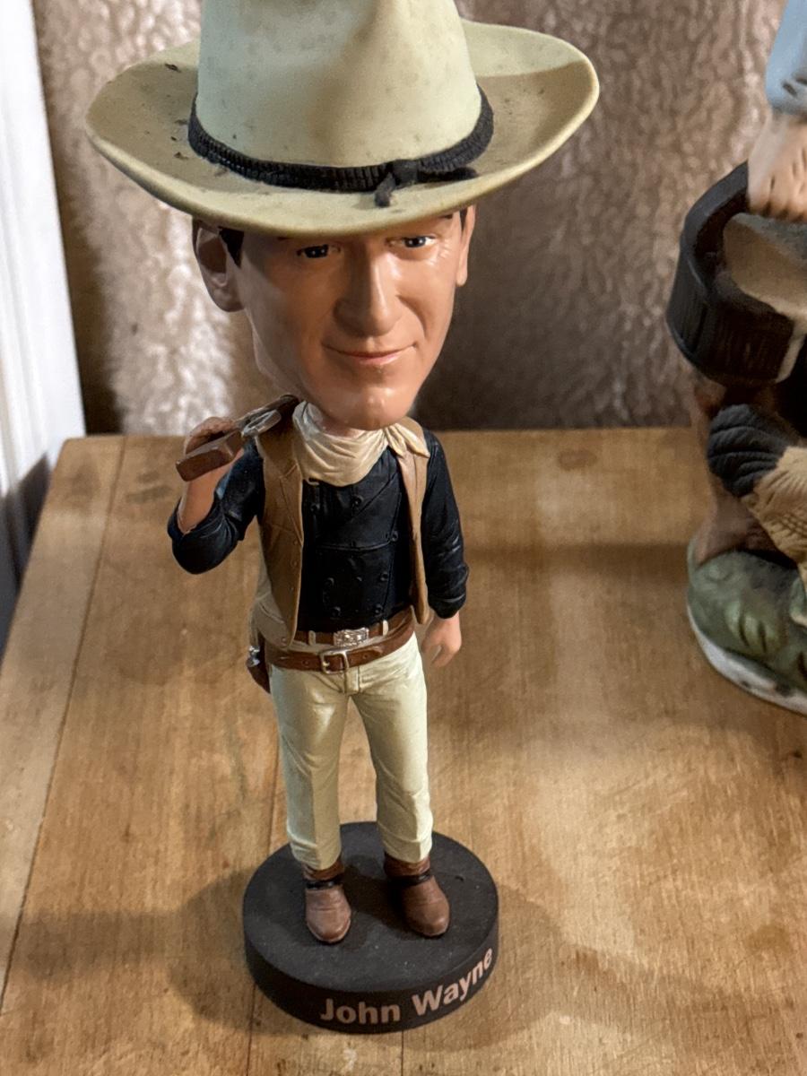 Royal Bobbles John Wayne Cowboy Bobblehead NEW | EstateSales.org