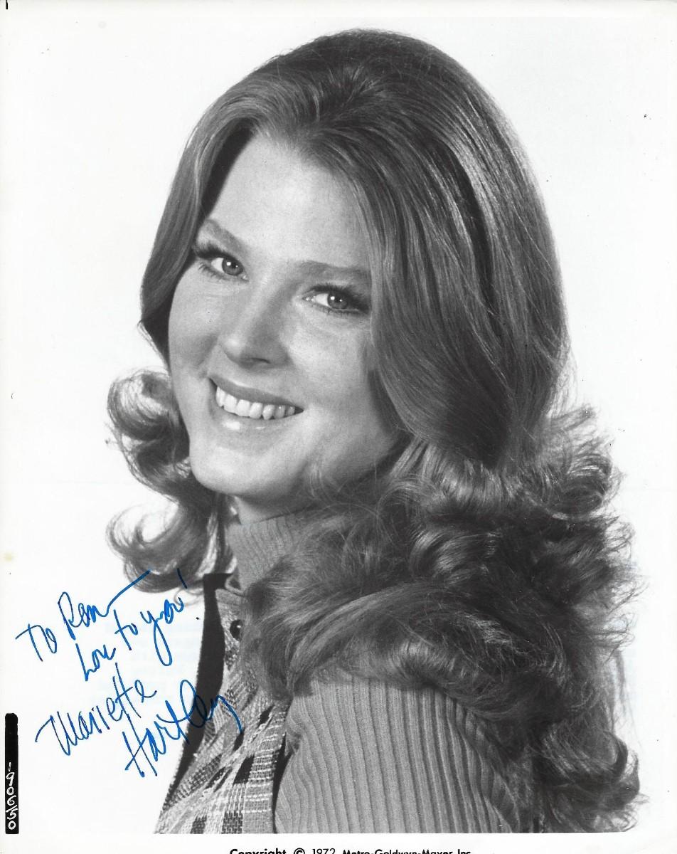 Mariette Hartley signed photo | EstateSales.org