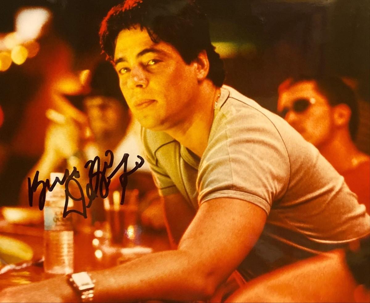 Traffic Benicio del Toro Signed Movie Photo | EstateSales.org