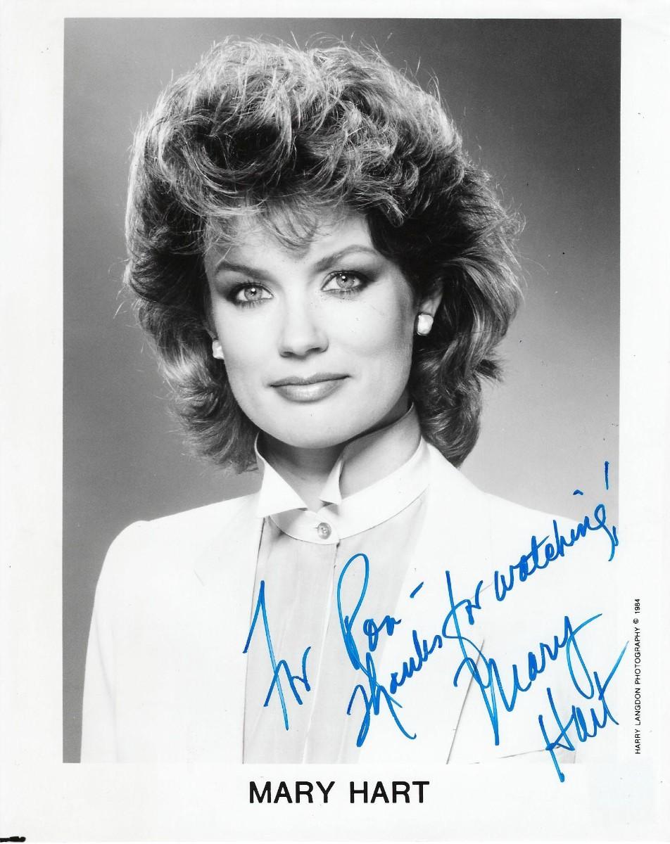 Entertainment Tonight host Mary Hart signed photo | EstateSales.org