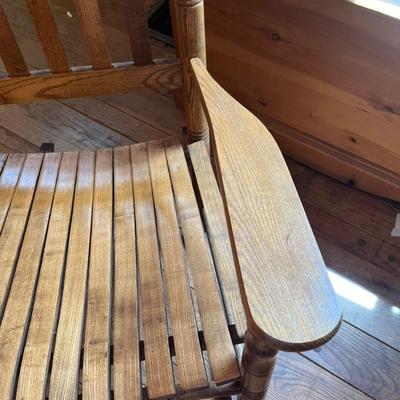 LOT 259: Vintage Cracker Barrel Rocking Chair | EstateSales.org