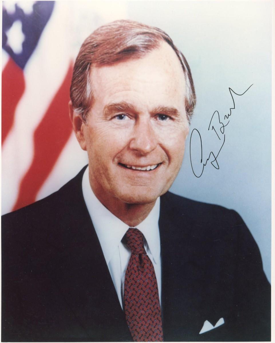 George H.W. Bush signed photo | EstateSales.org