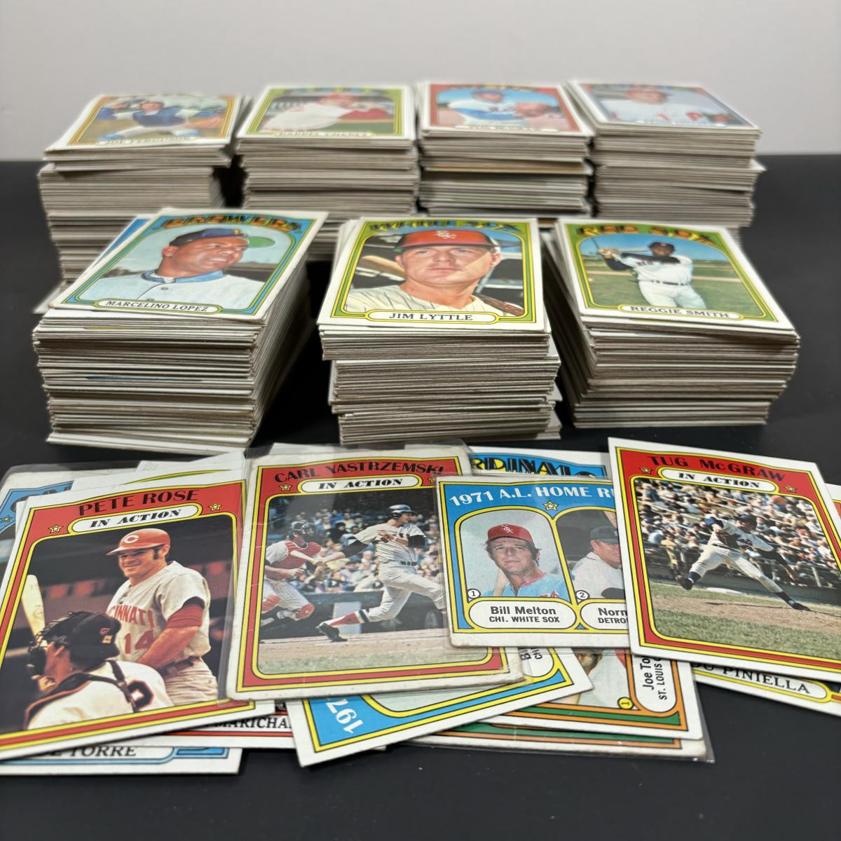 Lot 50: 1972 Topps Baseball Cards Incomplete Set.