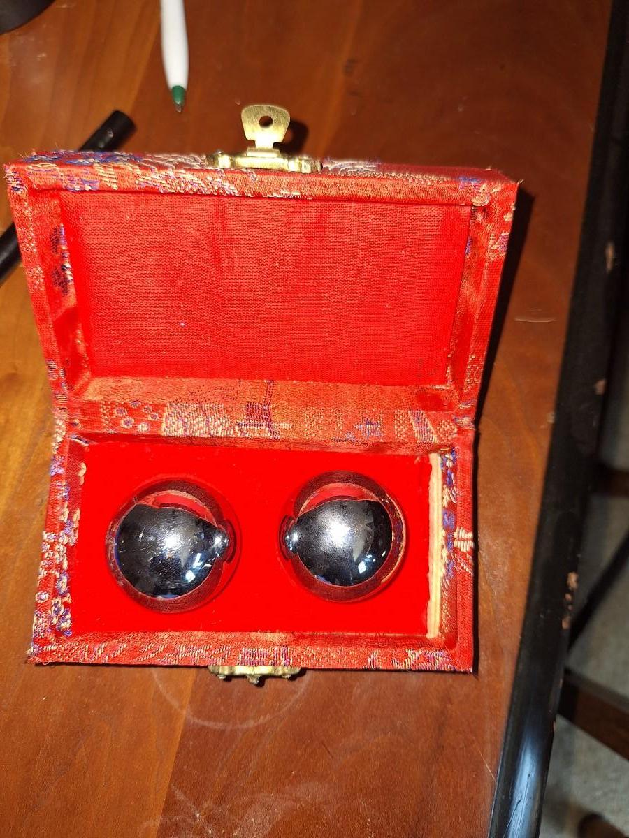 chinese benwa balls | EstateSales.org