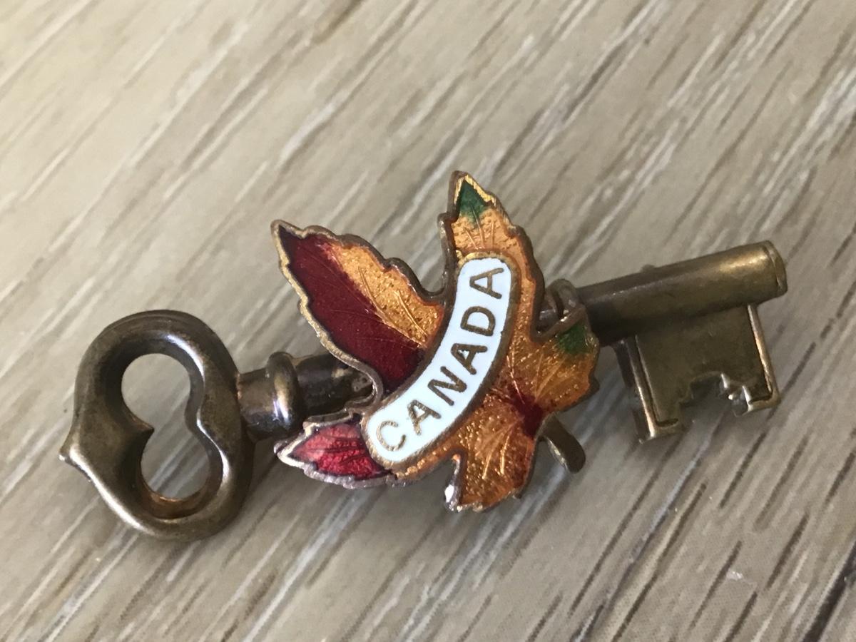 Vintage Canada Key pin | EstateSales.org