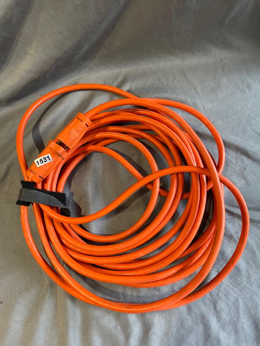 Electric cord | EstateSales.org