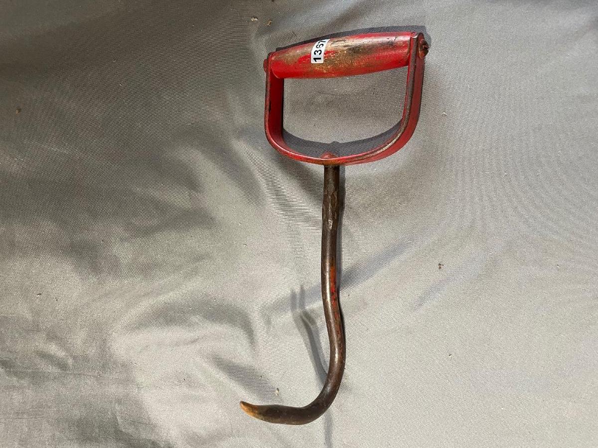 Hay hook | EstateSales.org