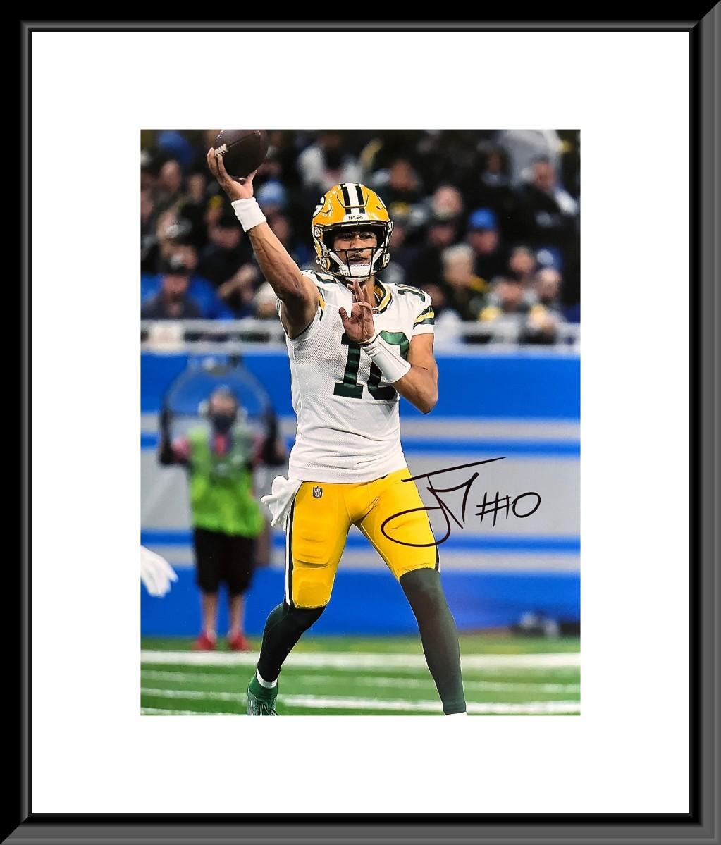 Green Bay Packers Quarterback Jordan Love signed photo. GFA ...