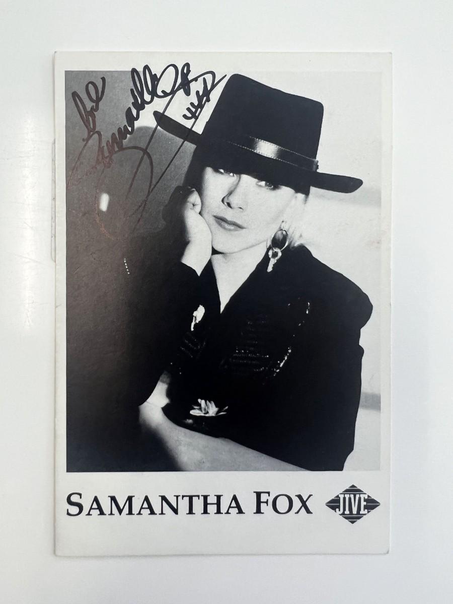 Model Samantha Fox signed postcard | EstateSales.org