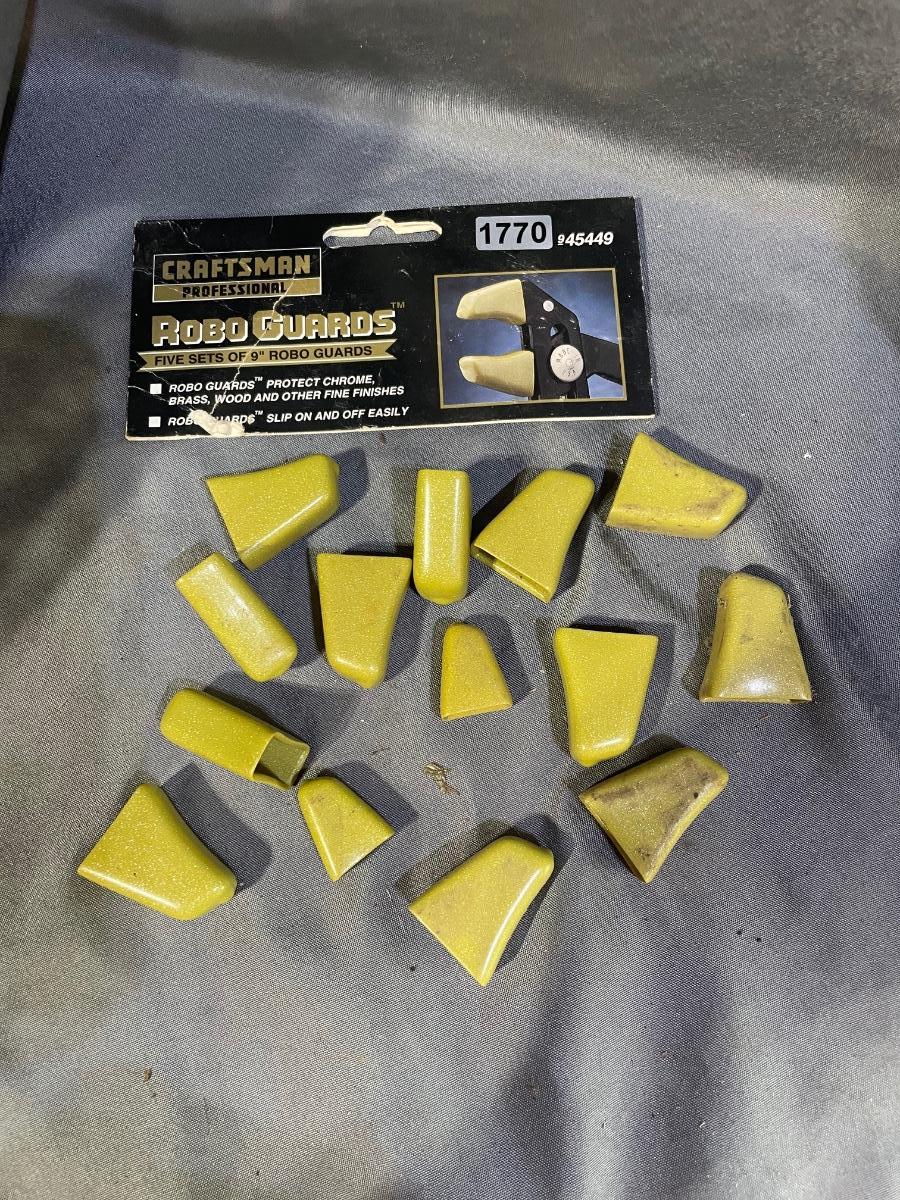 Robo guards | EstateSales.org