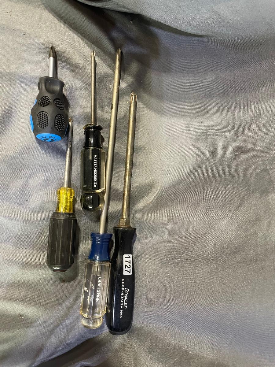 Screwdrivers | EstateSales.org