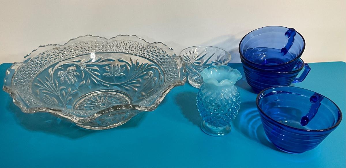 Blue glassware | EstateSales.org