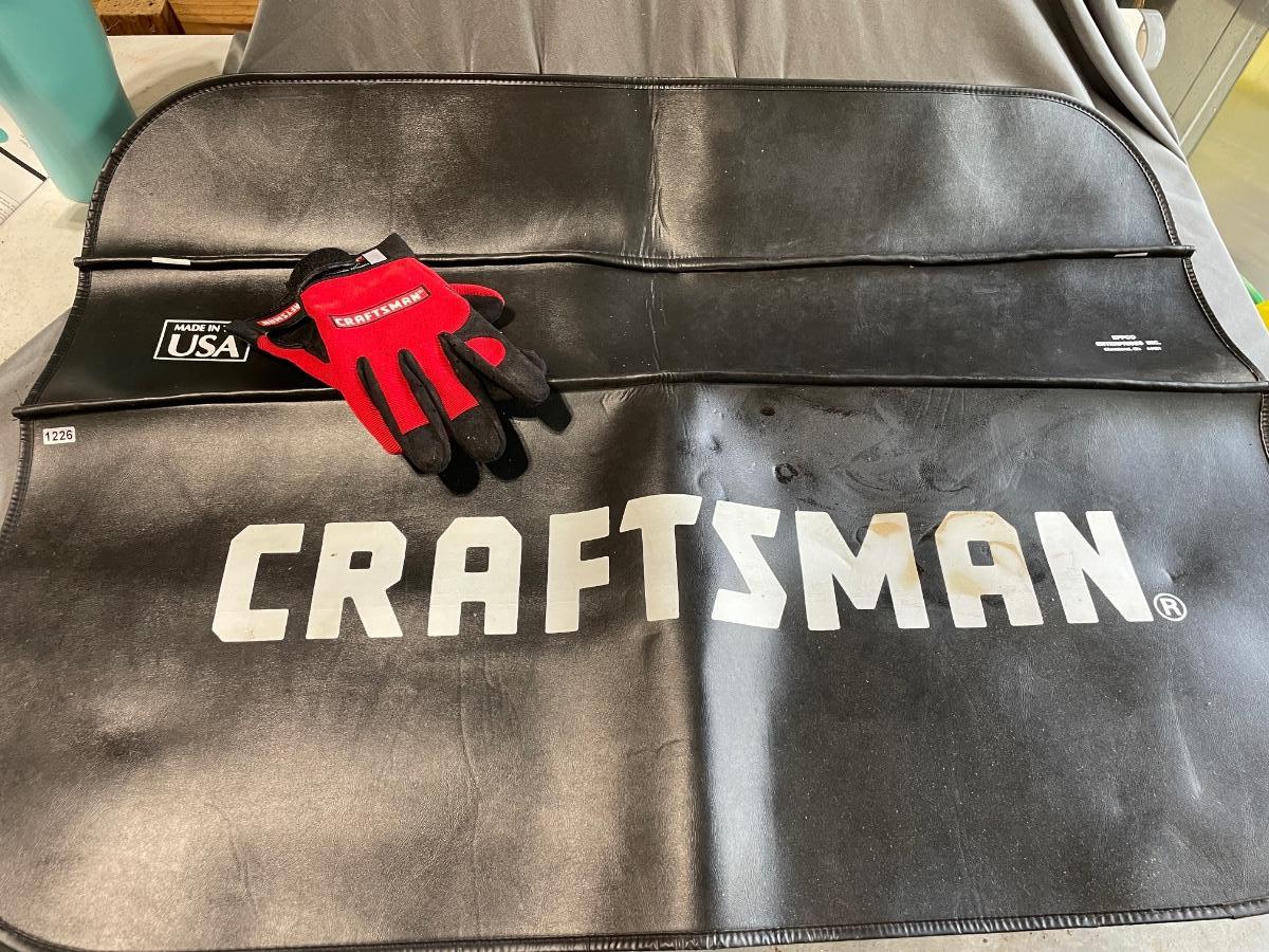 Craftsman glue bed and work mat | EstateSales.org