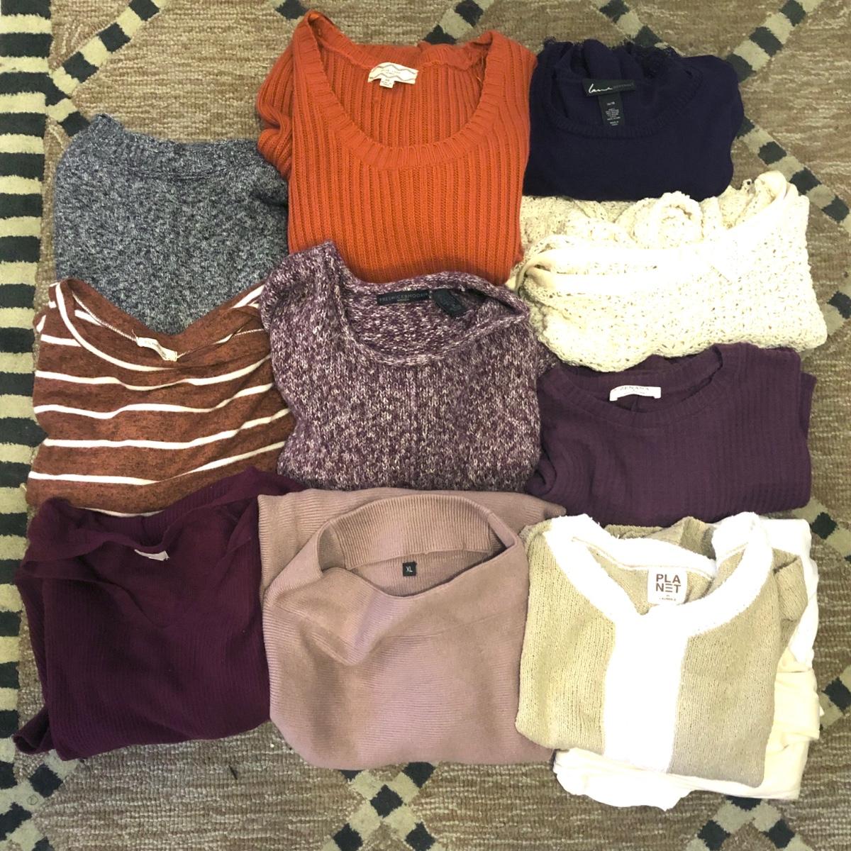 LOT 28: Collection of Women's Sweaters - Sizes Medium to 2X ...