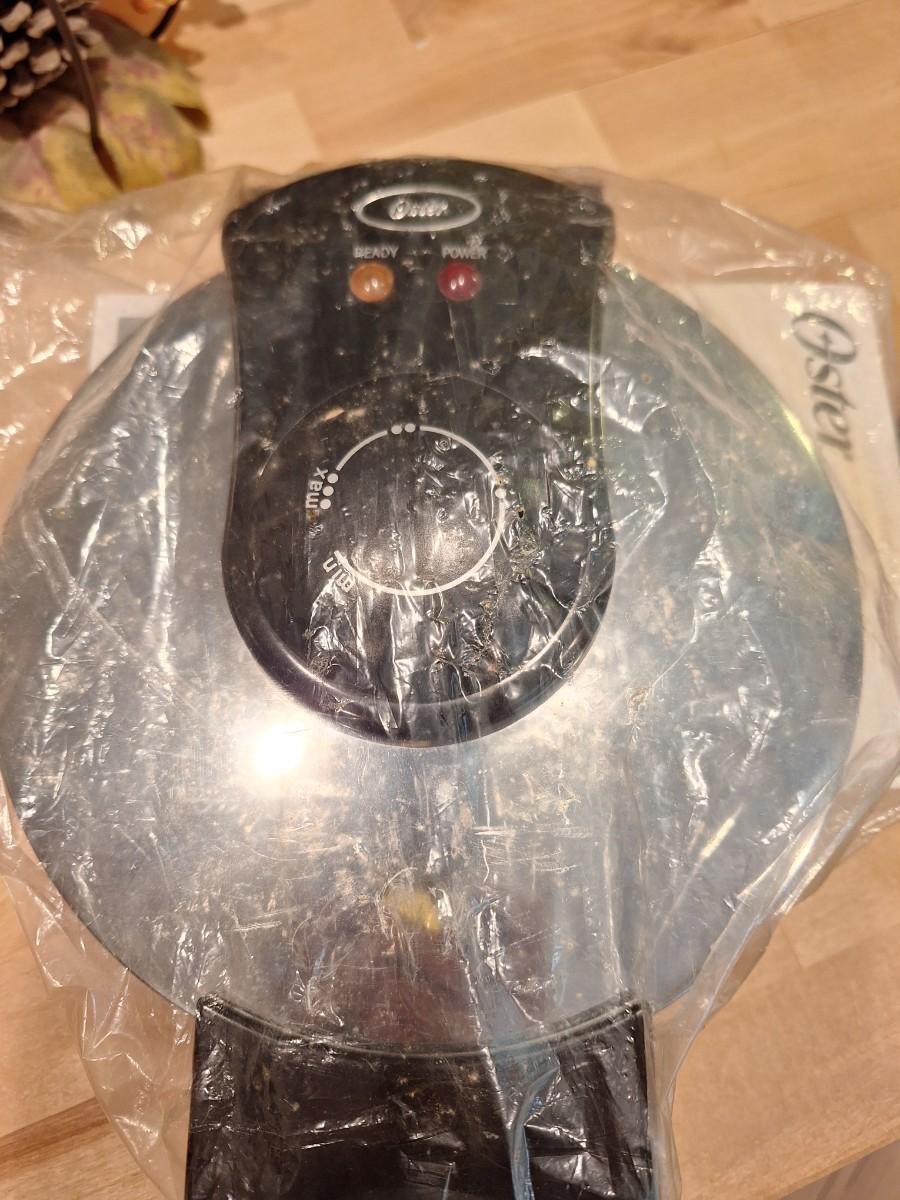 Oster Waffle Maker | EstateSales.org