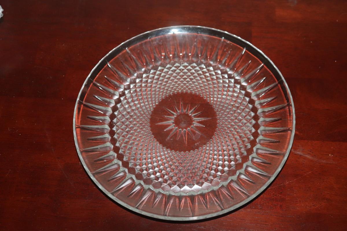 Diamond Pattern Pressed Glass | EstateSales.org