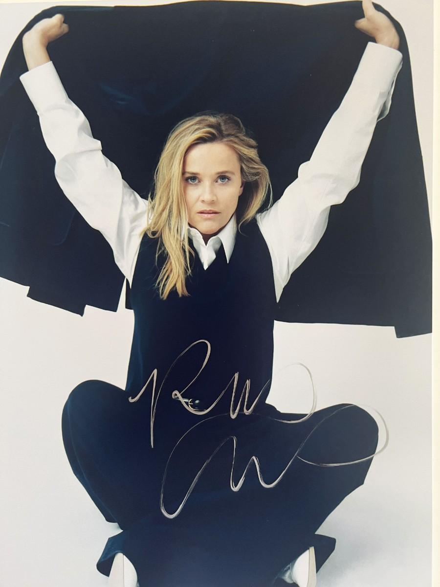 Reese Witherspoon signed photo | EstateSales.org
