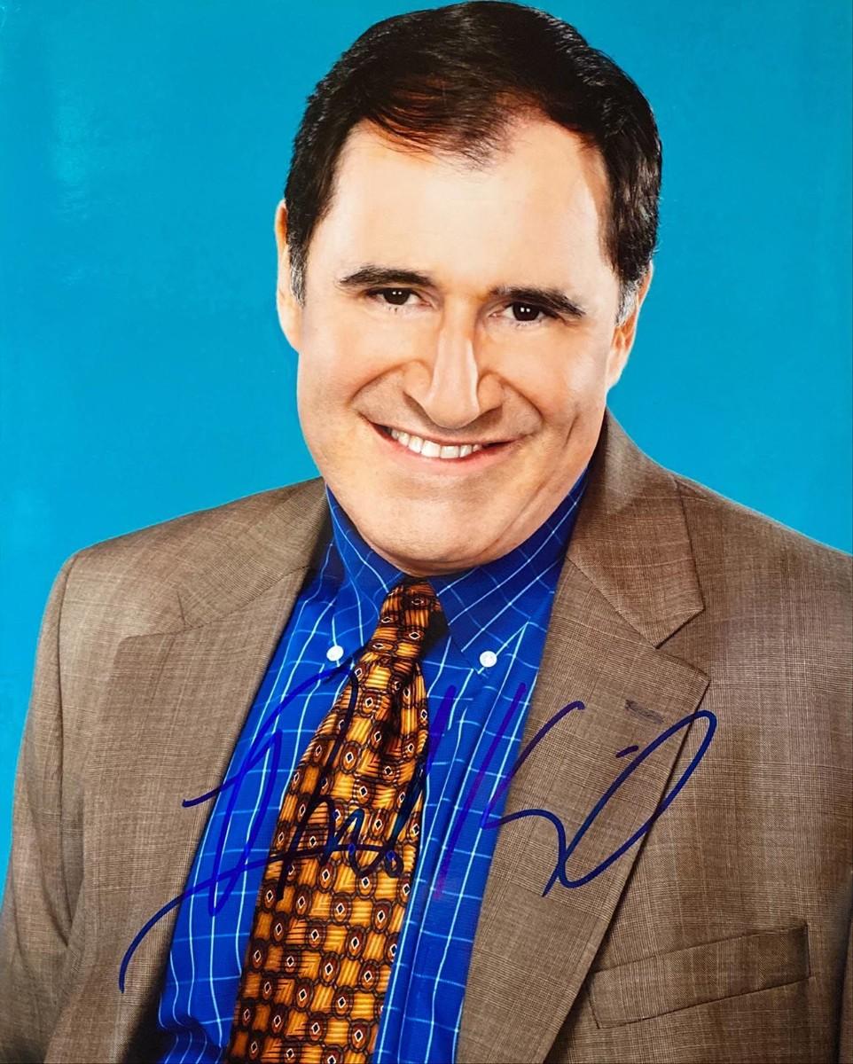 Richard Kind signed photo | EstateSales.org