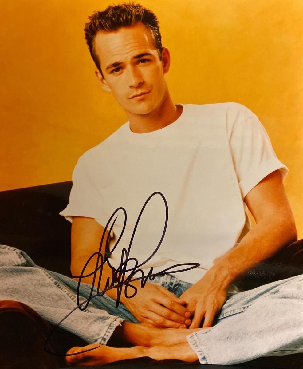 Luke Perry signed photo. GFA Authenticated | EstateSales.org