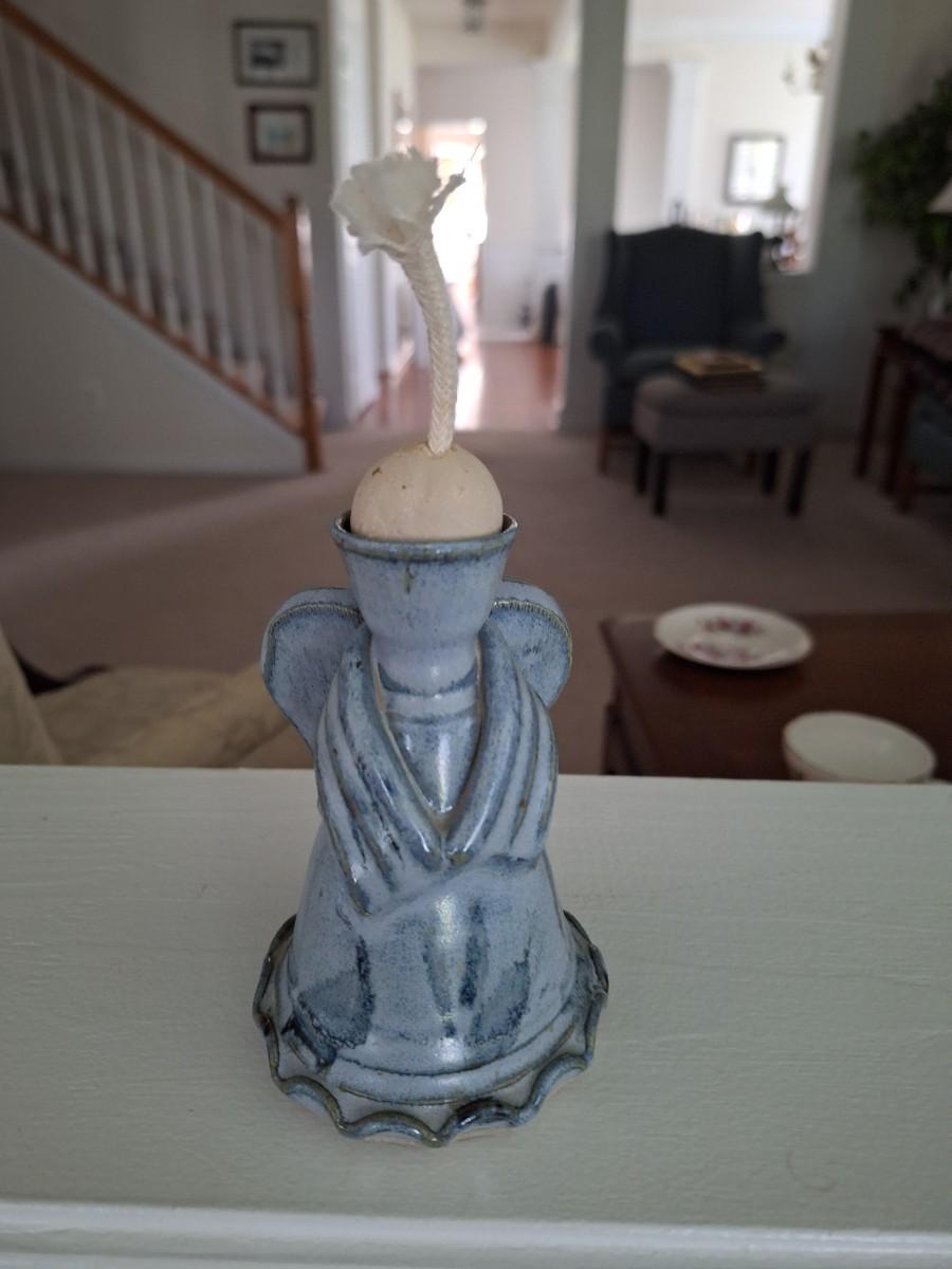 Angel Oil Diffuser/ Candle | EstateSales.org