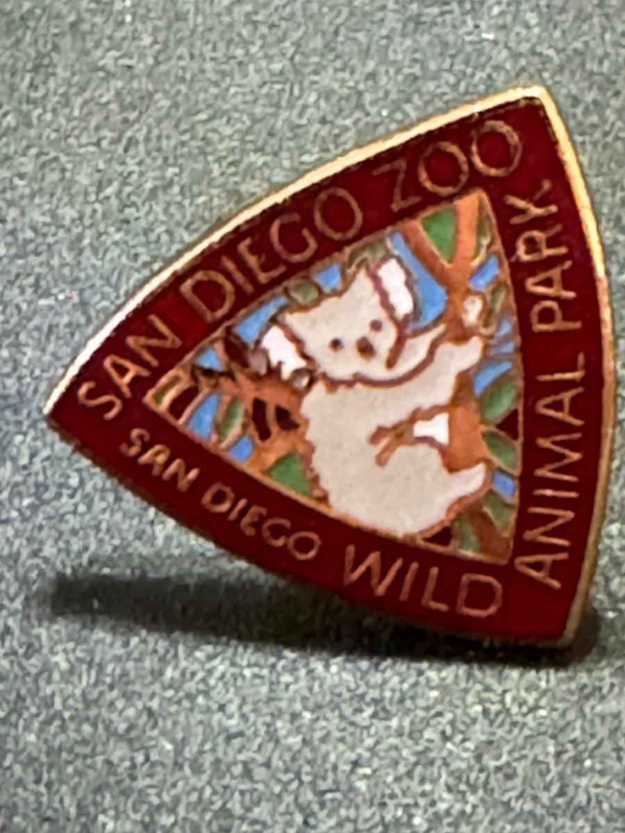 San Diego Zoo pin | EstateSales.org