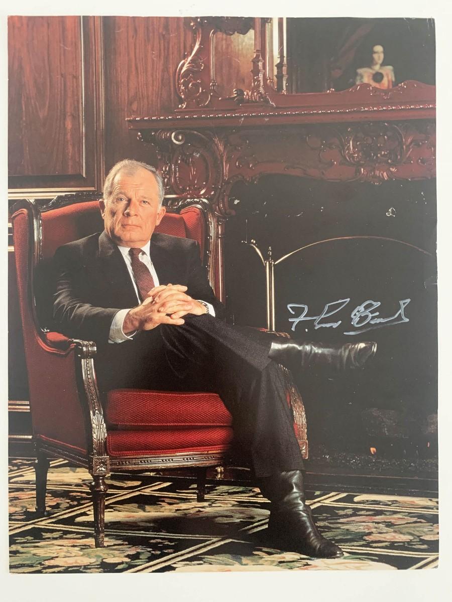 F. Lee Bailey signed paper cardstock photo | EstateSales.org