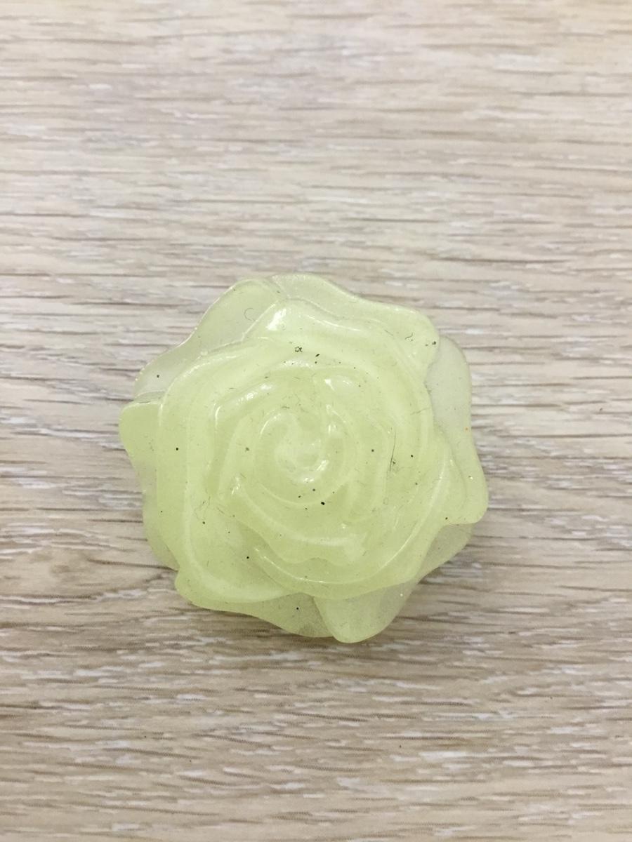 Vintage yellow plastic flower pin | EstateSales.org