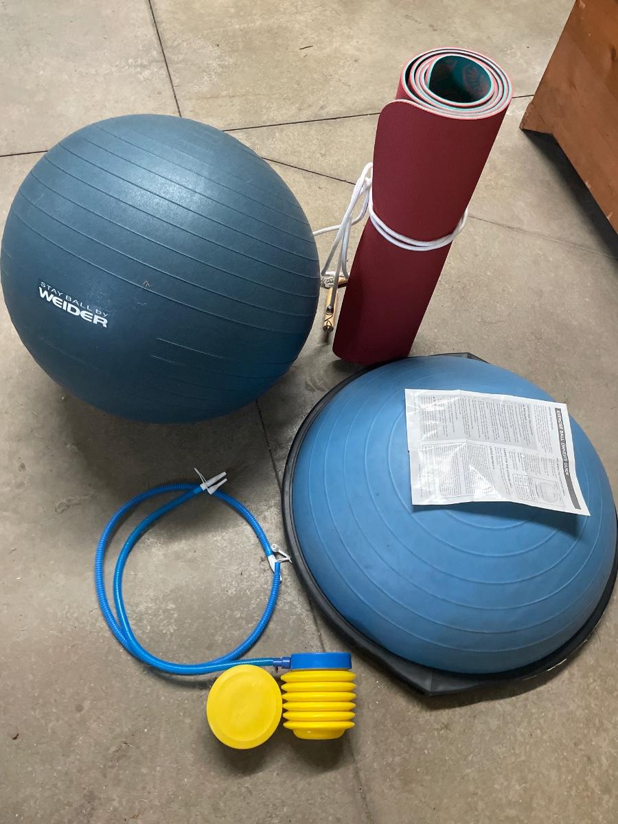 Exercise Ball and yoga mat | EstateSales.org