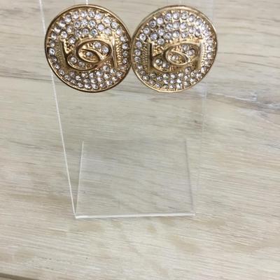 Gorgeous, gold toned Bebe stud earrings | EstateSales.org