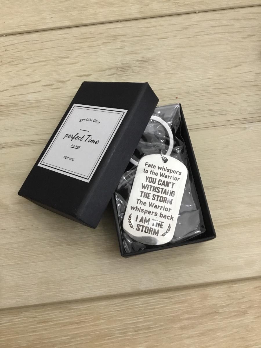 Key chain gift box | EstateSales.org