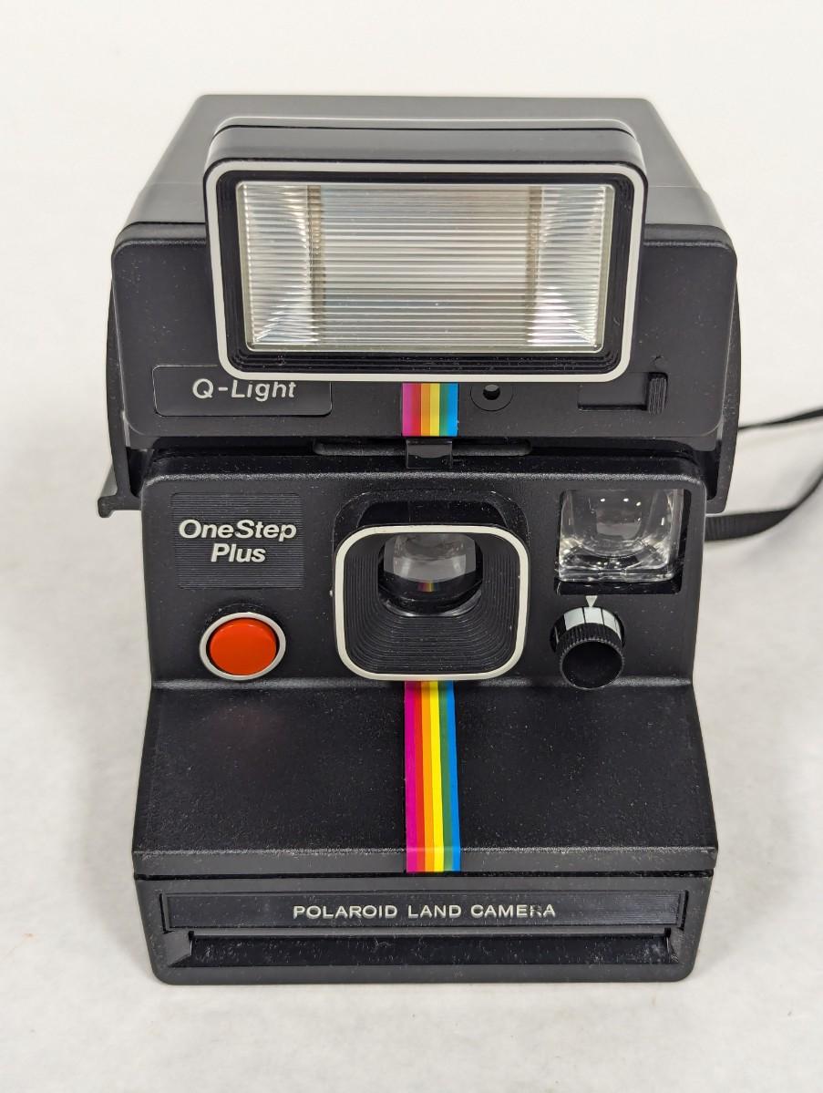 Polaroid Lamp Camera One Step Plus With Bag | EstateSales.org