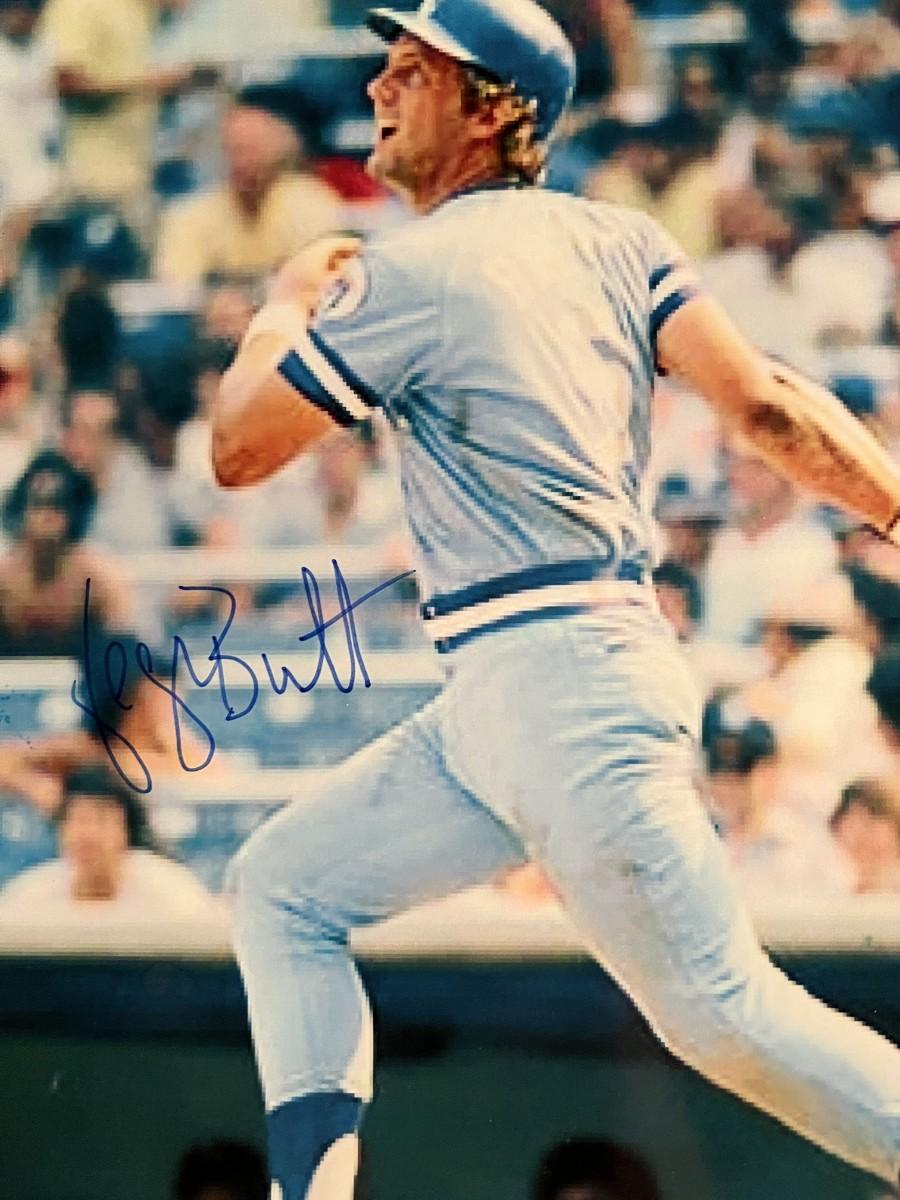 George Brett signed photo | EstateSales.org