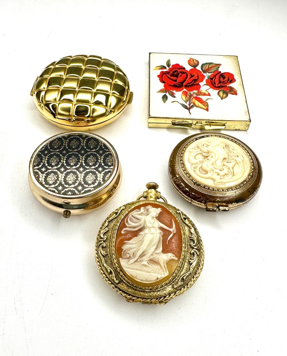 Vintage Pill Box and Compact Lot | EstateSales.org