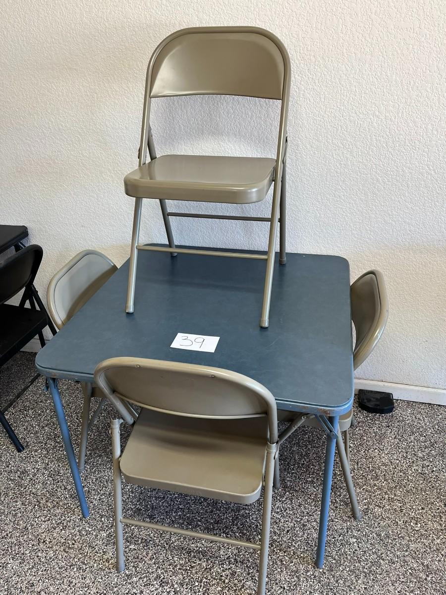 Blue Card Table W/4 Brown Chairs | EstateSales.org