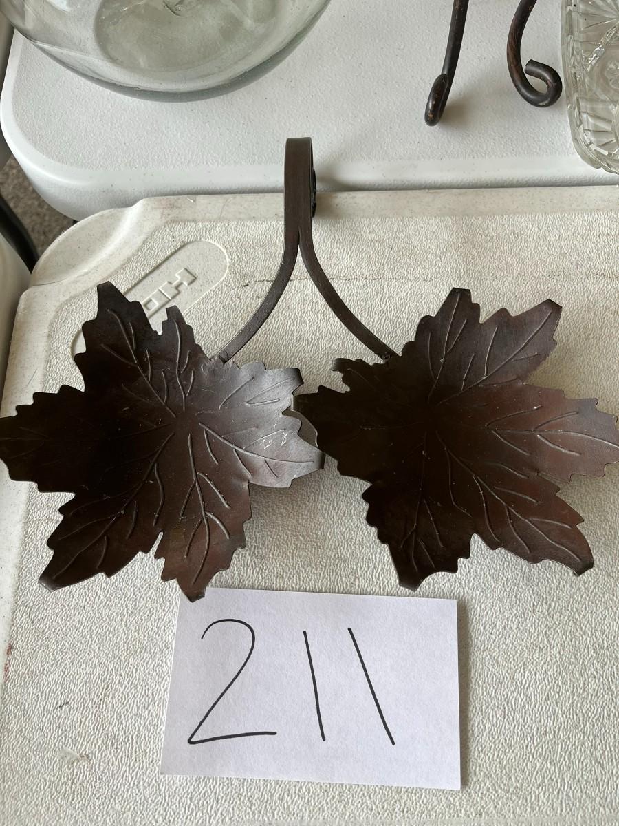 Two Leaves Brown Metal Table Decor | EstateSales.org