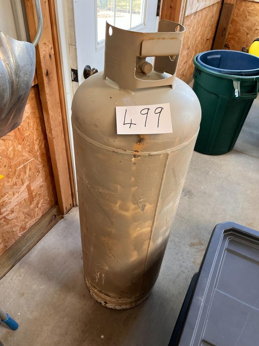 Tall Propane Tank | EstateSales.org