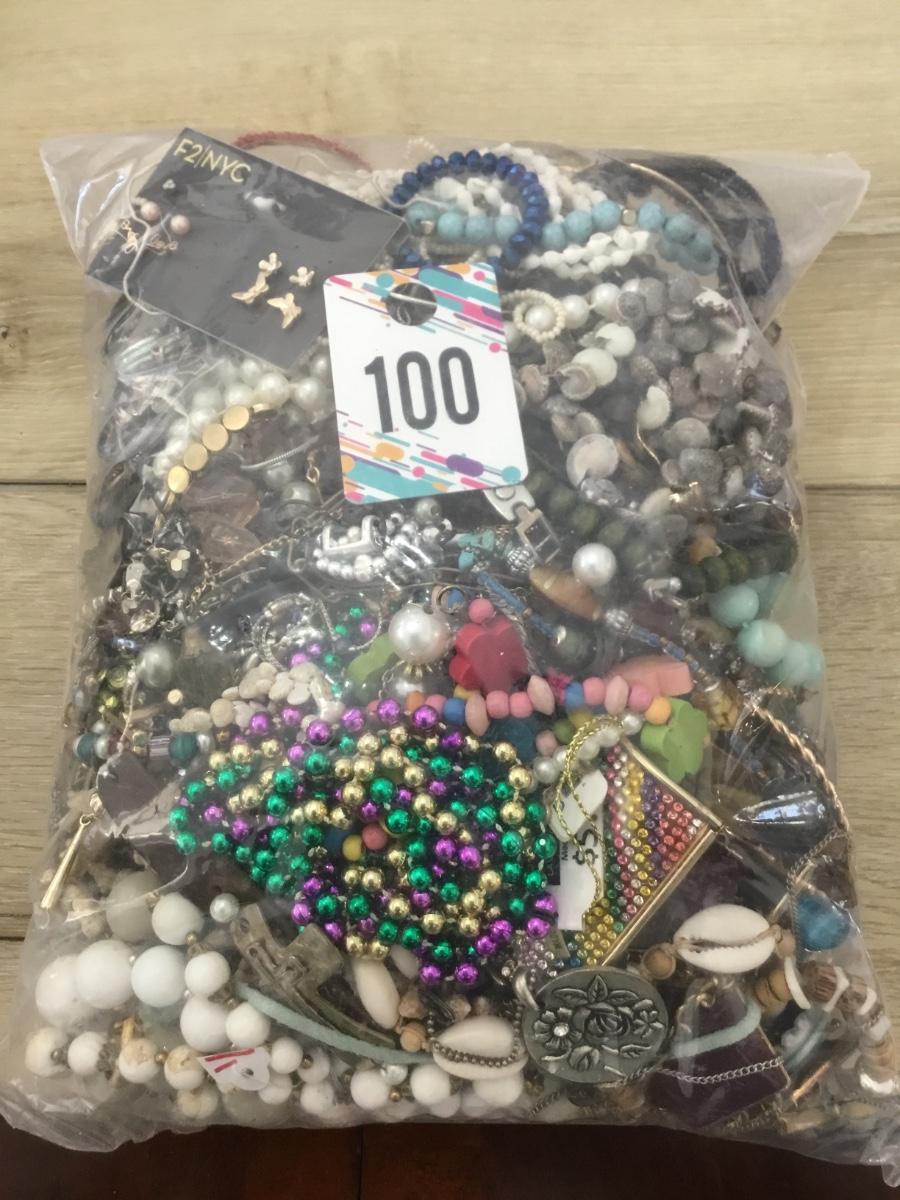 Lot 100 grab bag | EstateSales.org