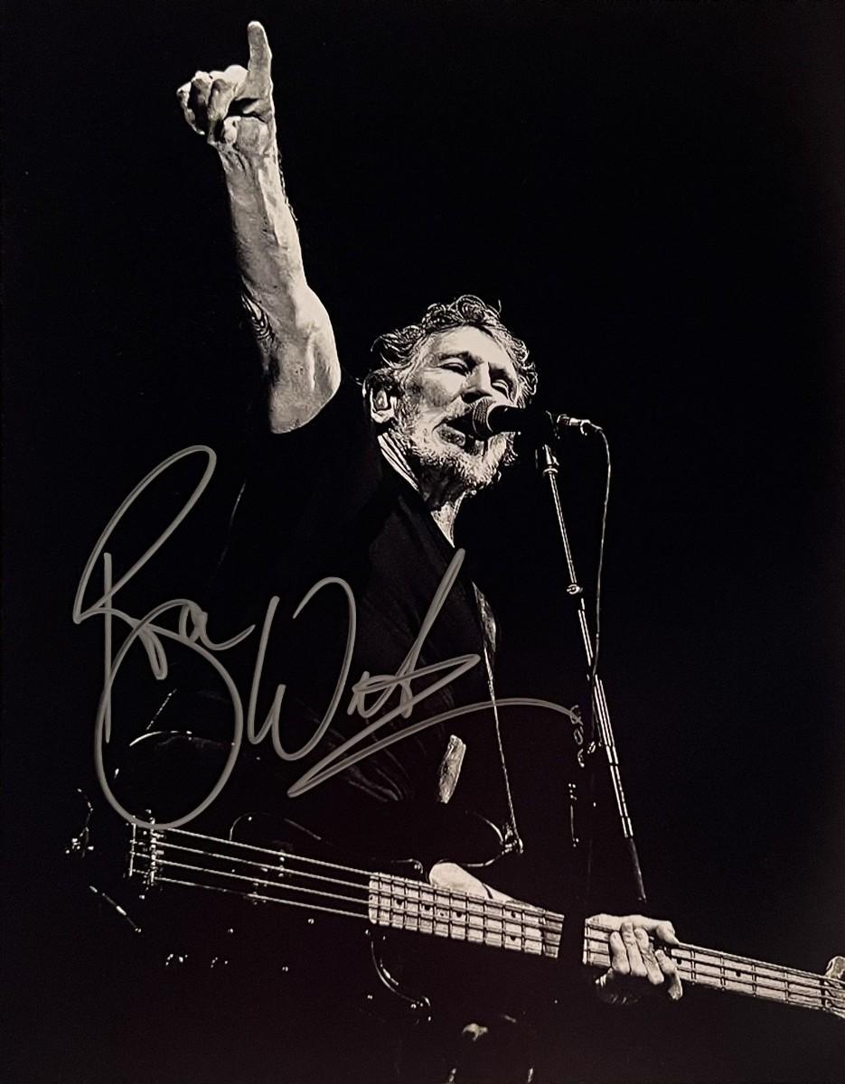 Pink Floyd Roger Waters signed photo | EstateSales.org