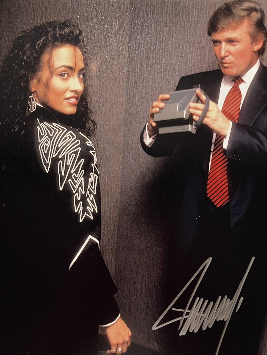 45th President Donald Trump signed photo | EstateSales.org