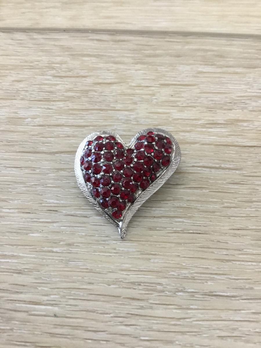 Silver tone red rhinestone heart pin | EstateSales.org